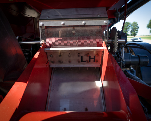 8600 Applicator - Salford Group Inc.